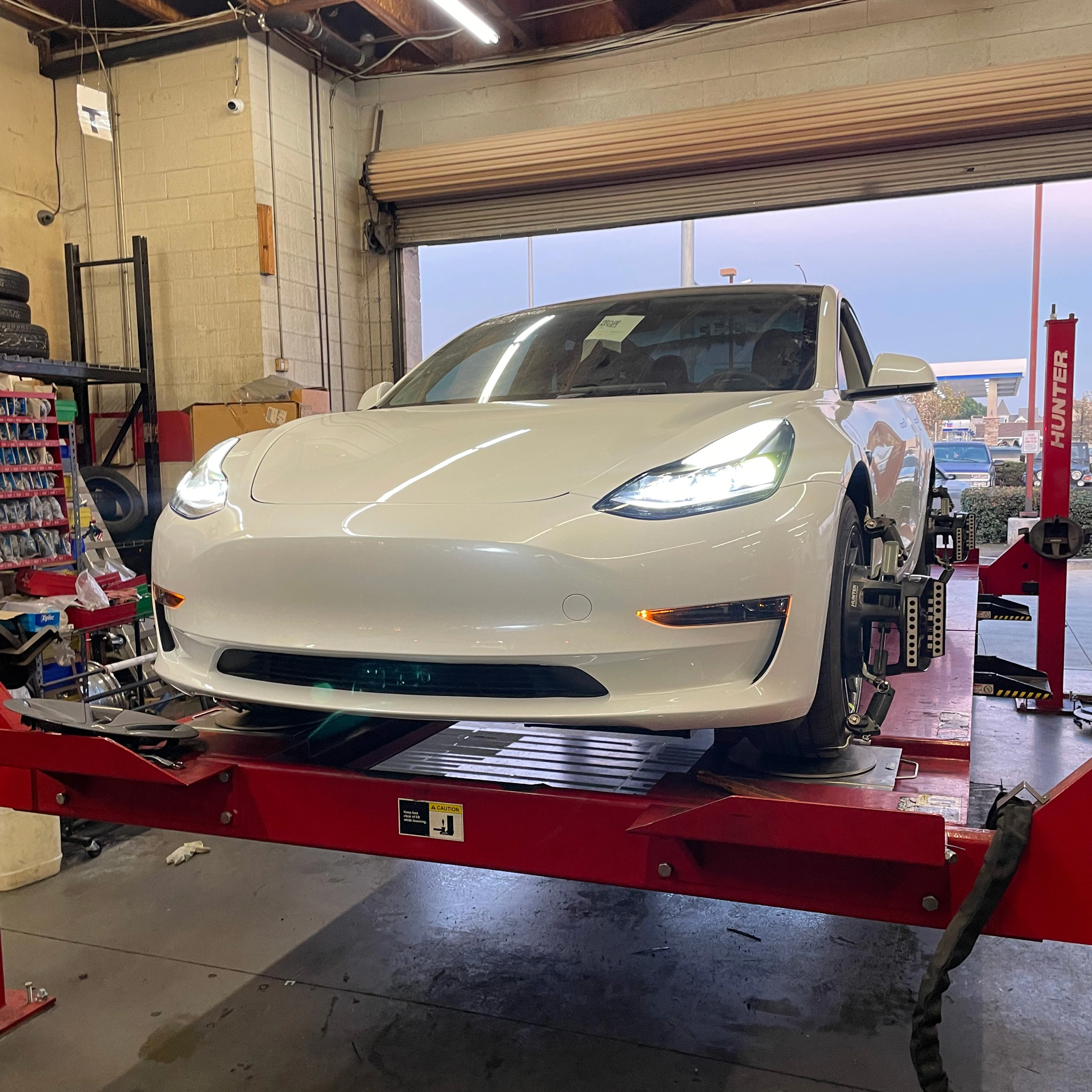 Tesla Wheel Alignment - Comtires